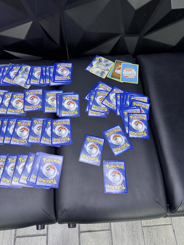 200+ pokemon cards lot bulk DAMAGED Mid Era Base Set Flareon Holo ...
