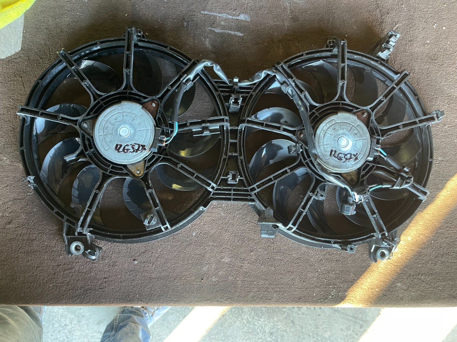 09-15 INFINITI G35 G37 ENGINE RADIATOR COOLING FAN MOTOR ASSEMBLY OEM ...