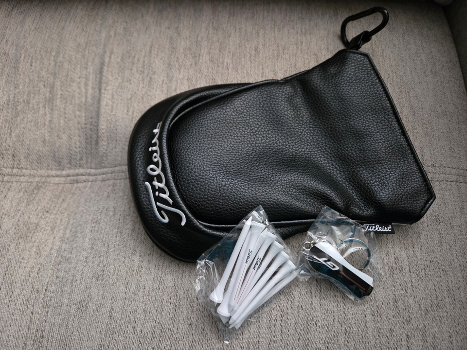 New Titleist Golf GT Leather Valuables Pouch - Tees And Bottle Opener⛳⛳ ...