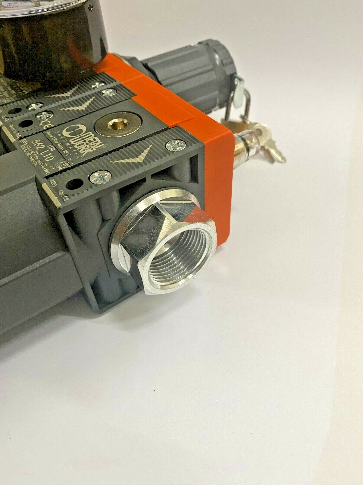 Metalwork Lockable Filter/Regulator & Lubricator 1" BSP 0-12 Bar Manual ...