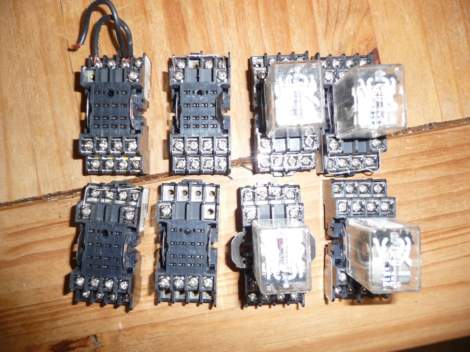 8 Allen-Bradley 700-HN128 Relay Base Sockets 14-Pin 7A 300V with 4 ...