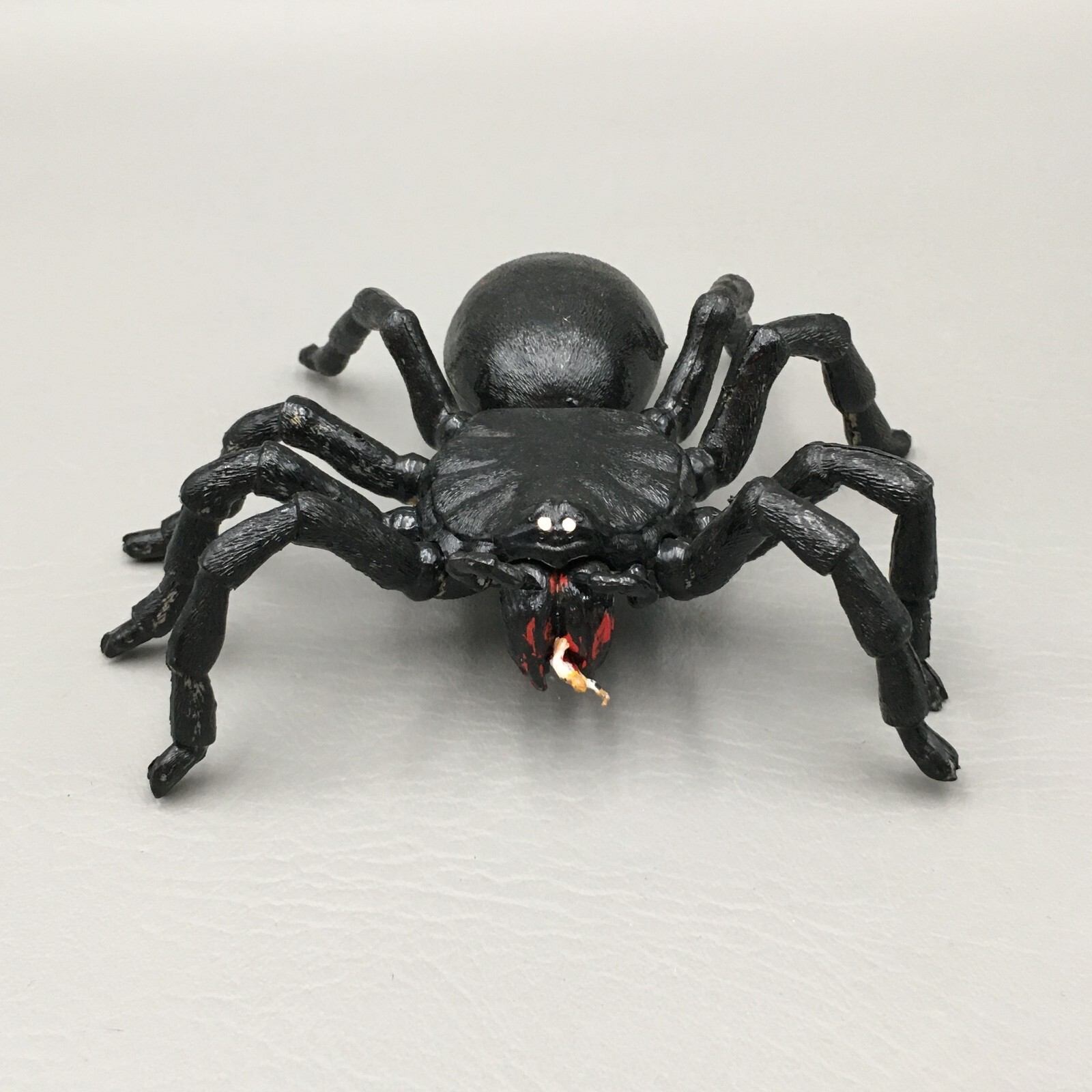 Fundimensions Gigantics Diorama Huge Tarantula 1975 Giant Bug Model Kit ...