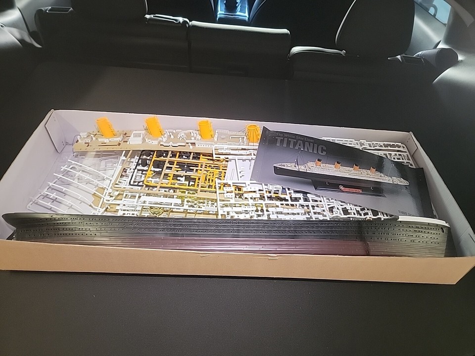 RMS Titanic Model Ship Kit Complete Started PE Wood Deck & Decals 1/400 ...