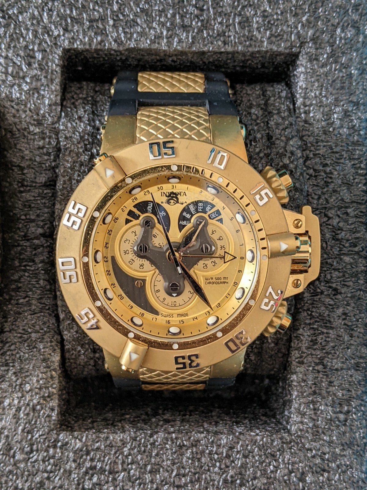 Men's Invicta Black and Gold Subaqua | eBay