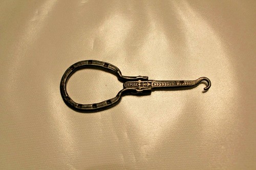Vintage Folding Button Hook Pulling Shoe Laces Stamped DEPOSE Mandoline ...