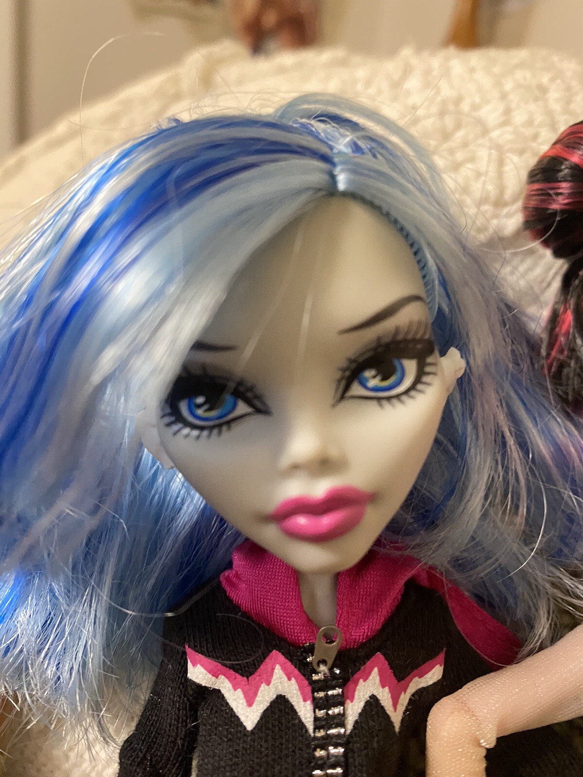 Monster High Cleo De Nile, Draculaura and Ghoulia Yelps Fearleading 3 ...