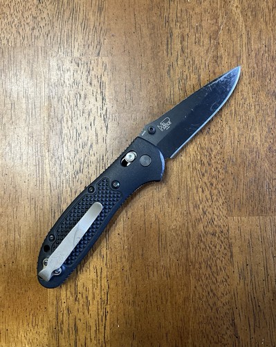 Benchmade 551S30V 3.45 inch Griptilian Axis Knife - Black | eBay