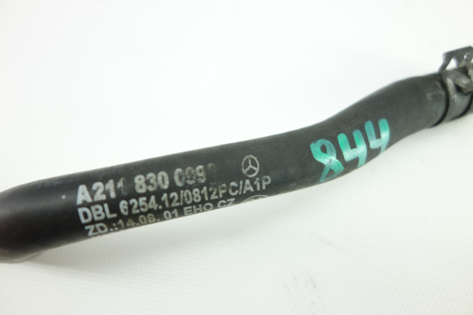 Mercedes W211 03-06 Wiper Washer Windshield Heated Hose Shield ...
