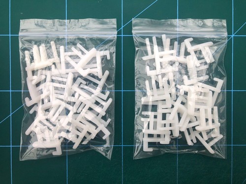 20 x Pair Flyscreen / Caravan Window Blind End Clips 20 L/H 20 R/H ...