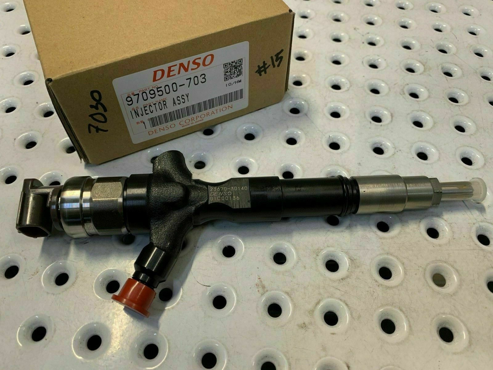 GENUINE COMMON RAIL INJECTOR 23670-30140 23670-39185 23670-39186 095000 ...