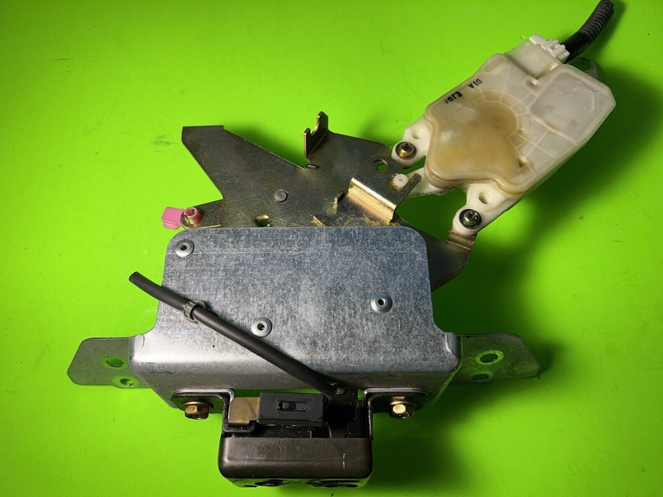 2004-12 NISSAN ARMADA PATHFINDER REAR LIFTGATE HATCH GLASS LATCH LOCK ...
