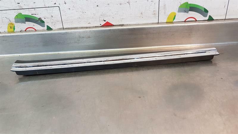 Original Mercedes-Benz C219 CLS Step Chrome Trim Set 2196800535 ...