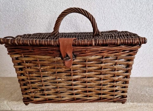 OLD SMALL WICKER FLAP BASKET FOR DINETTE DOLL | eBay