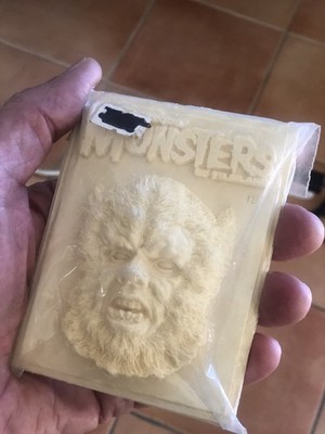 Vintage Mad Lab Models Fanous Monsters Of Filmland Plaque #12 Mike ...