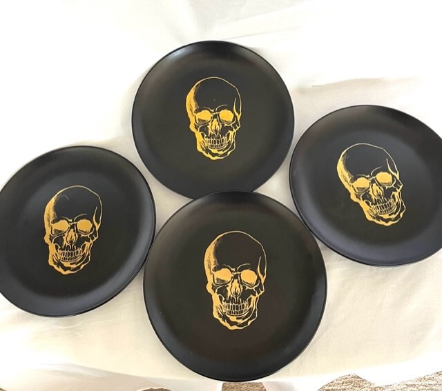 CIROA Wicked Black/Gold Skull Salad, Side, Dessert Plates, Lot of 4 ...