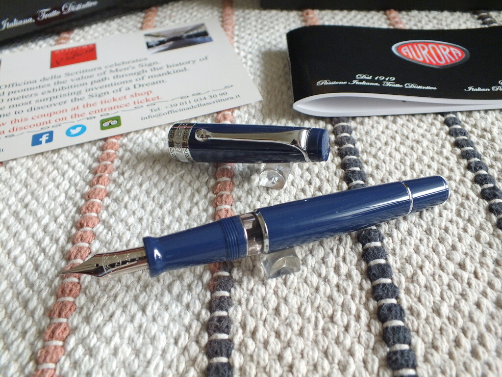 Aurora Ltd Edition 330 Optima Deep Blue 14K Flexible F Fountain Pen ...
