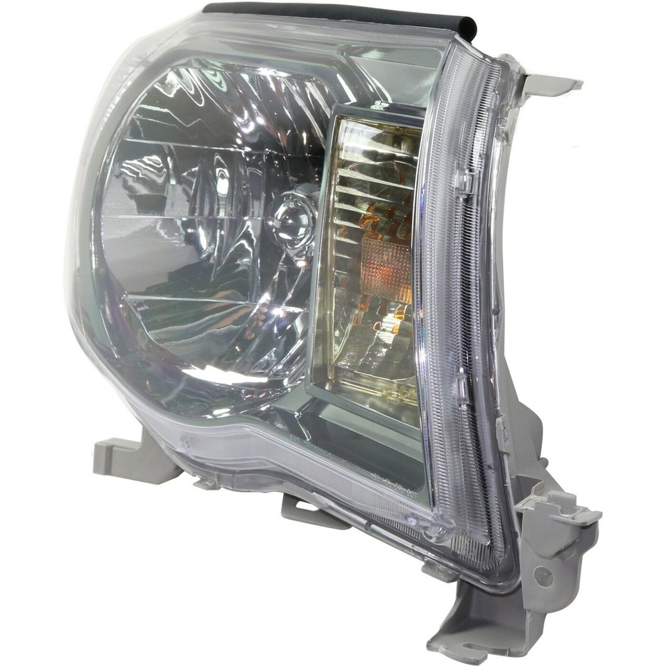 New Headlight 8111004173 halogen right side for 2005-2011 Toyota Tacoma ...