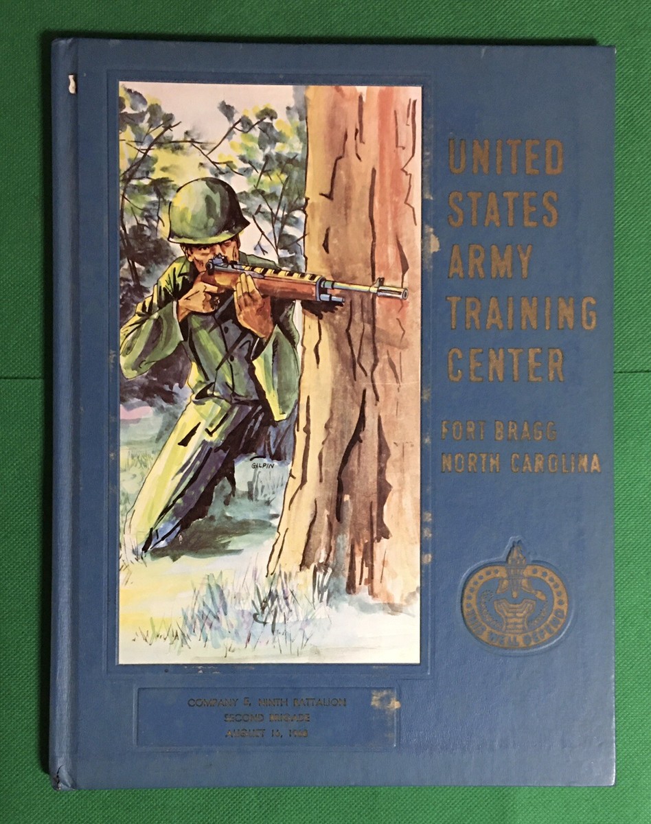Us Army Basic Training 1968 Us Soldiers Vietnam War 1968 Hi Res Stock