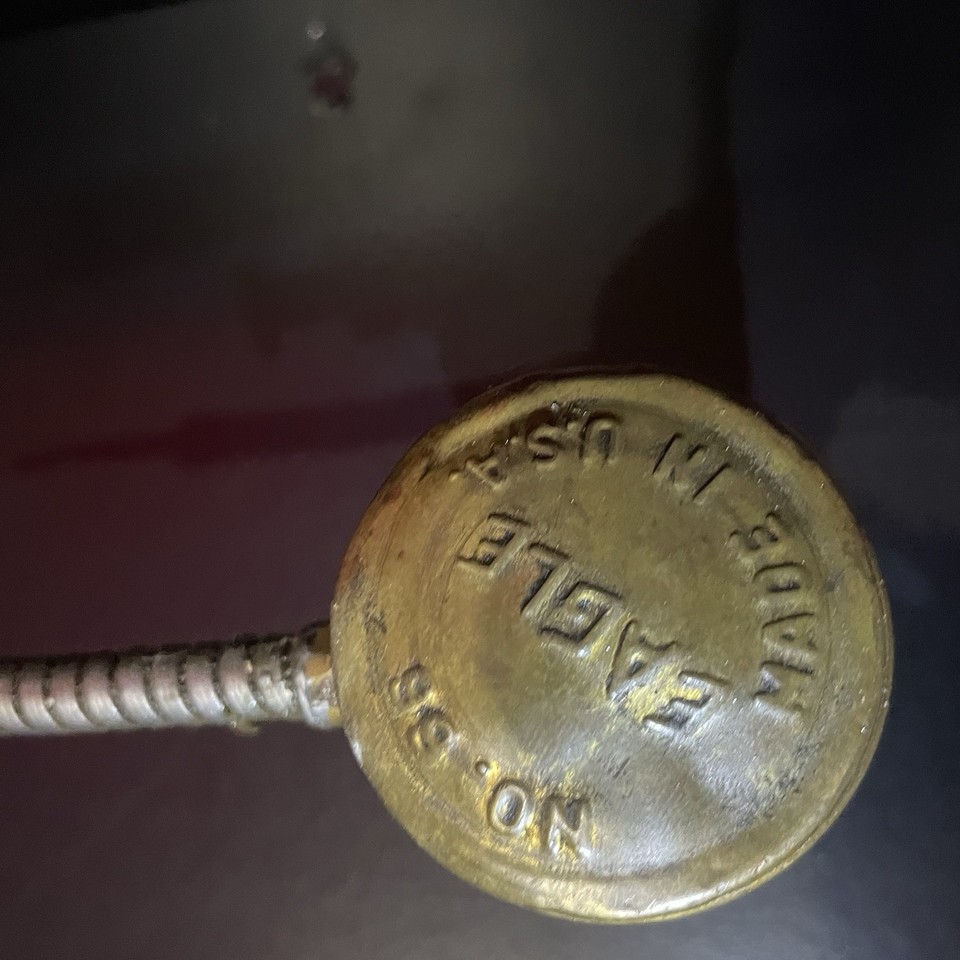 VINTAGE-EAGLE NO 66 FINGER PUMP OILER- BRASS-FLEXIBLE SPOUT-Made in USA ...