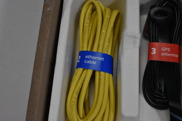 Nokia SS2FII Femtocell Multi-Band SOHO AT&T Cell Booster - Grey for ...