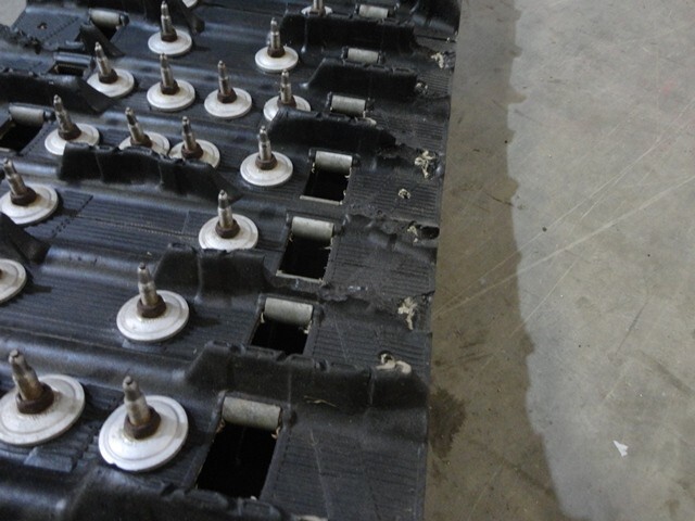 Snowmobile Track - Studded - 121 x 15 x 1.25/1.5 Inch - 2.52 Pitch ...