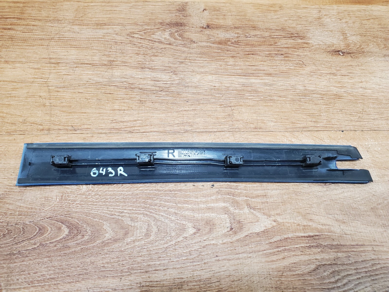 Genuine BMW Retractable Roof Molding Trim Right OE 54377184038 for sale ...