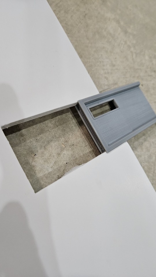 1:24 G SCALE GARAGE DIORAMA STEEL MAN DOOR ESS RESINWORKS 212-SMDK | eBay