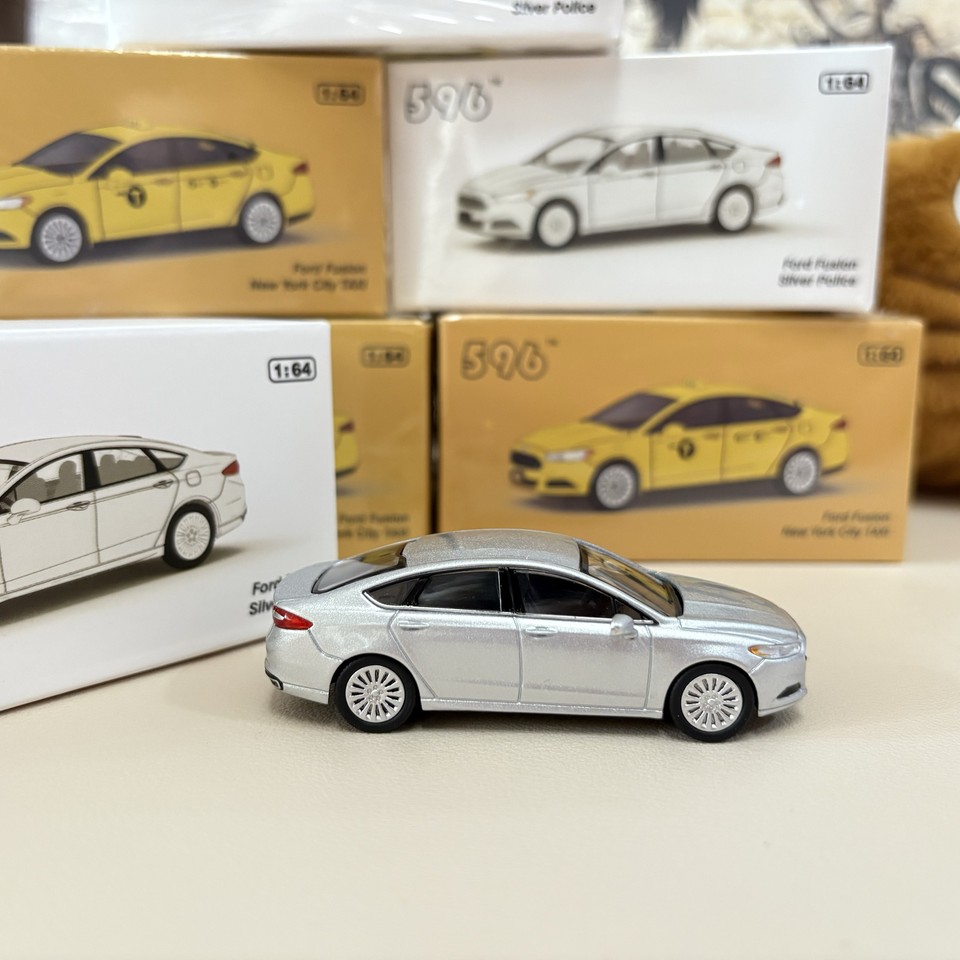 596 Model 1:64 Ford Fusion Silver Police Diecast Metal Car Model | eBay