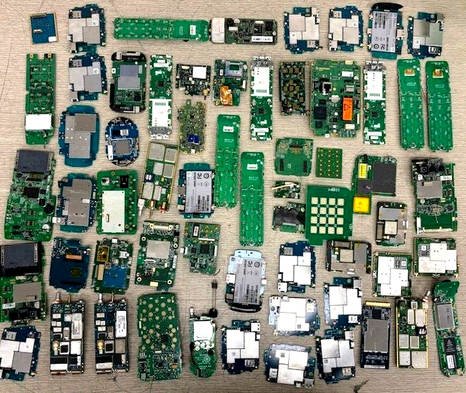 3.80 Lbs Cell Phone Circuit Boards for Scrap Gold Recovery | eBay