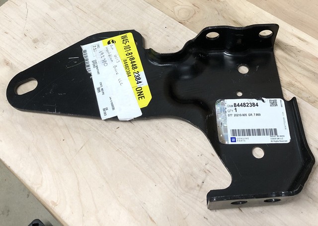 Genuine GM Bumper Bracket 84482384 for sale online | eBay
