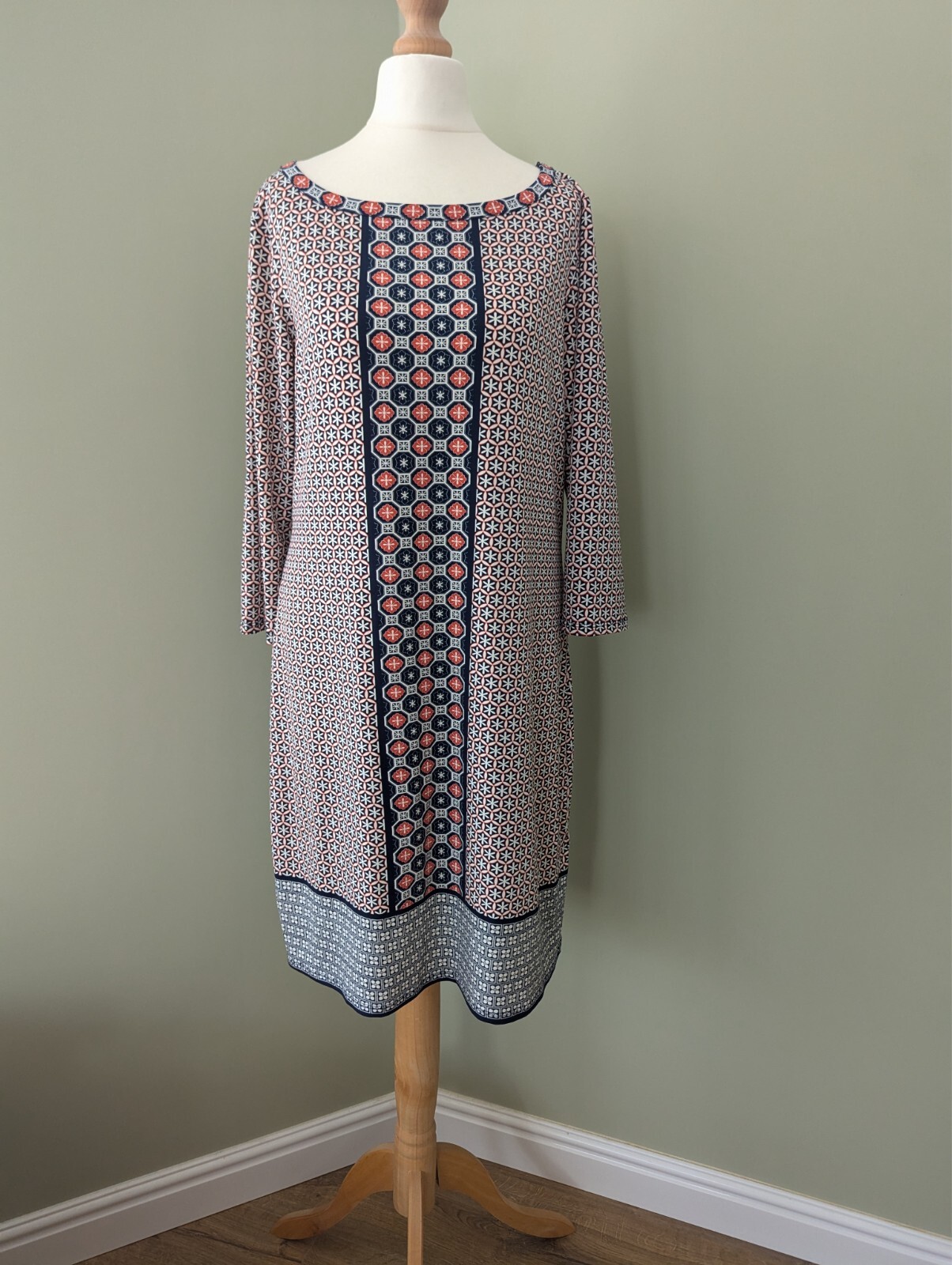 Max Studio Navy Ivory Red Geometric Long Tunic Top Sh… - Gem