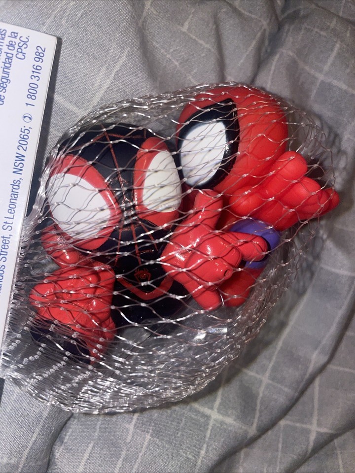 Marvel Spidey Amazing Friends Water Squirties Pool Toy Spider-Man ...