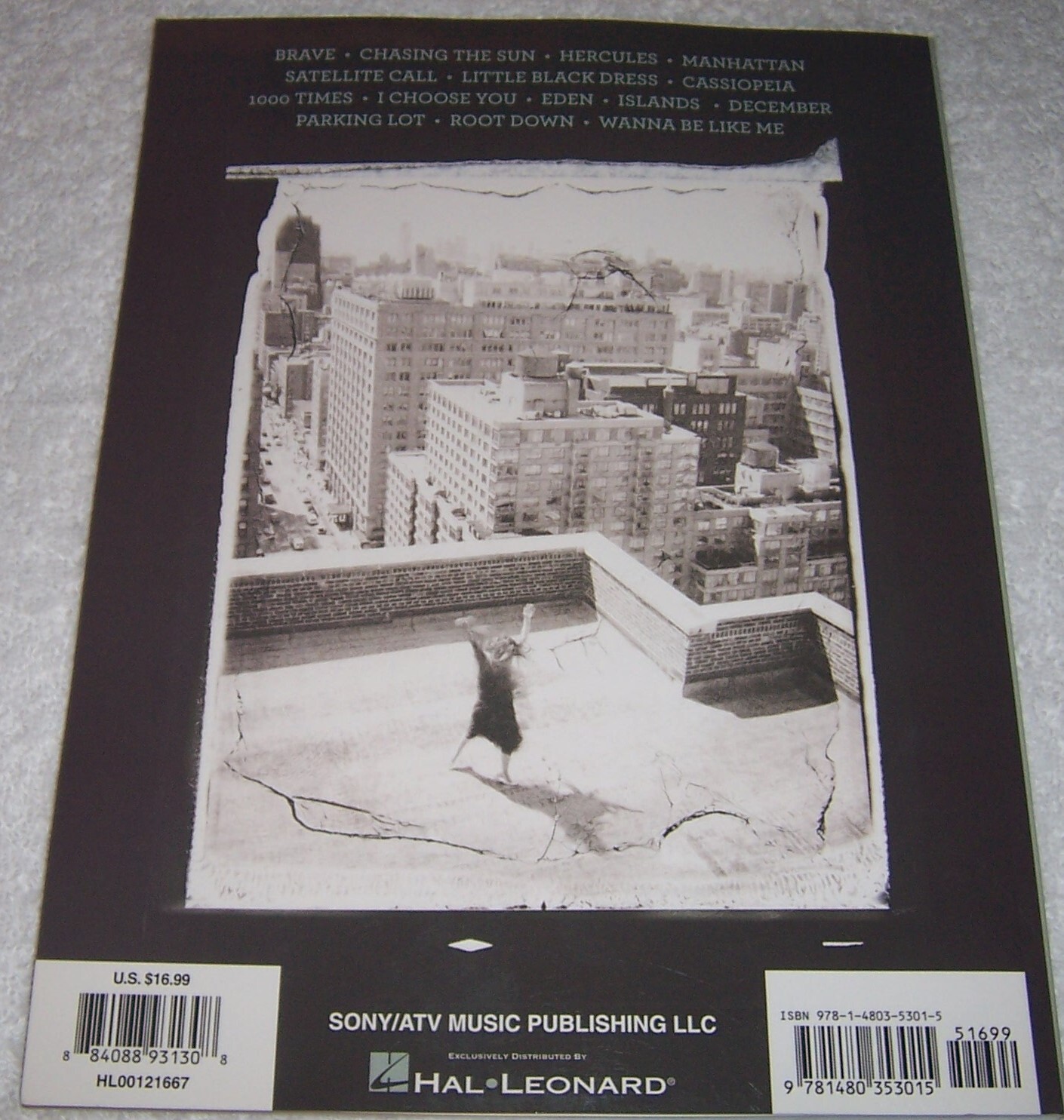 Sara Bareilles The Blessed Unrest by Hal Leonard pb Piano Vocal Guitar ...