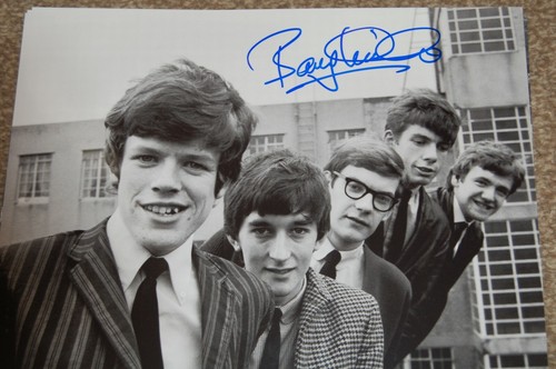 BARRY WHITWHAM HERMANS HERMITS ORIGINAL DRUMMER SIGNED 10X8 PHOTO | eBay
