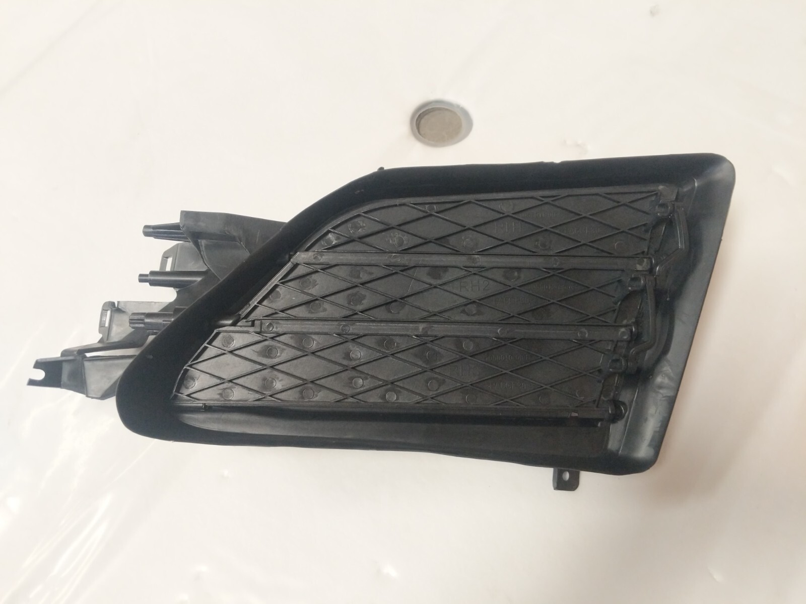 OEM 2016 - 2020 Tesla Model S Front Right Active Louvre Air Shutter ...