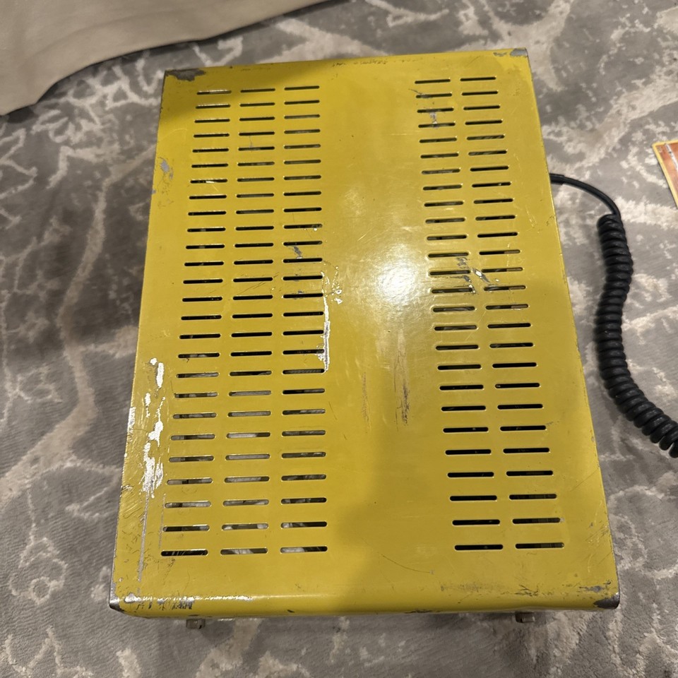 VTG Robyn T-240D Executive Yellow Bird 40 Channel Citizens Band ...