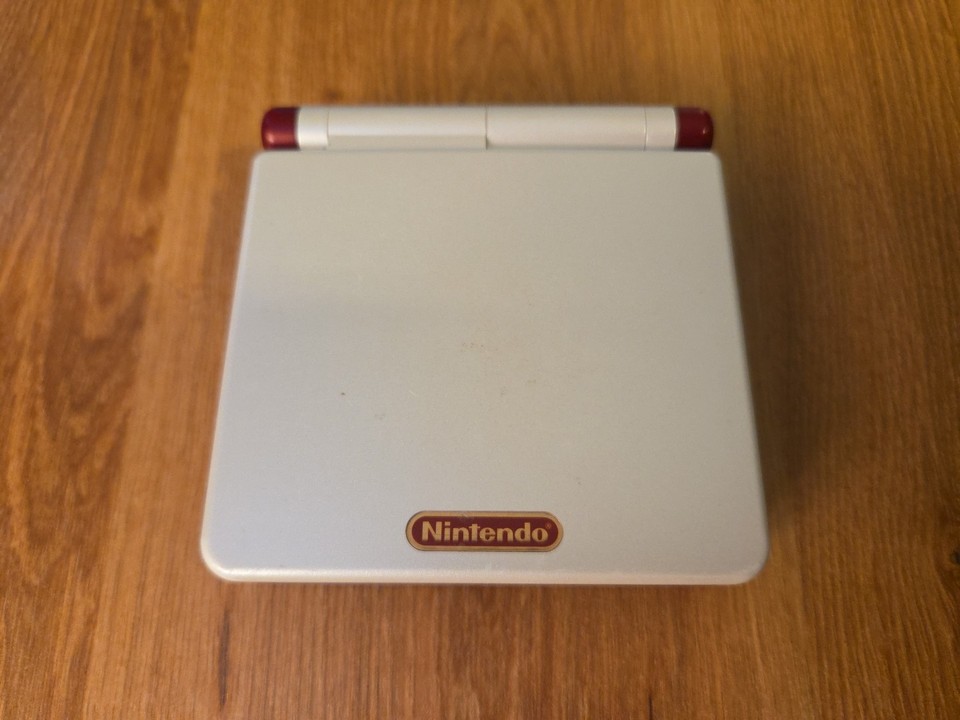 Nintendo Gameboy advance SP Famicom 20th Anniversary Limited Console GB ...