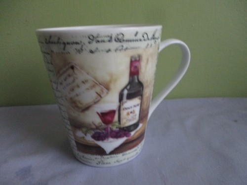 BENZER HOMEWARES VINO (WINE BOTTLE & GLASS PATTERN) MUG MULTICOLOURED ...