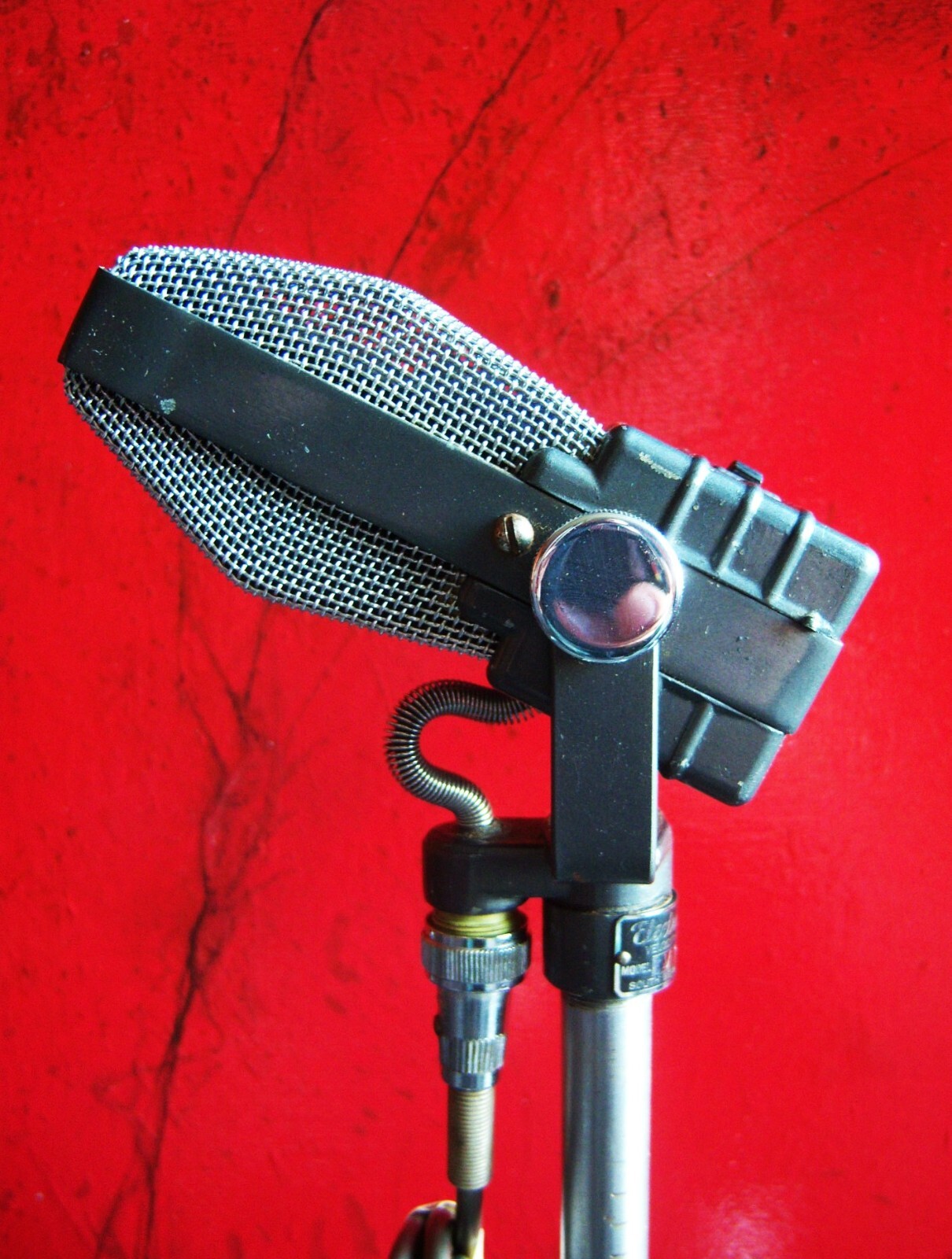 Vintage 1940's Electro Voice V1 "Velocity" Ribbon microphone w 423 stand V2 V3 | eBay UK