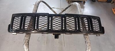 '17-'22 JEEP GRAND CHEROKEE Grille OEM Paint Code PXJ Grade B Condition ...