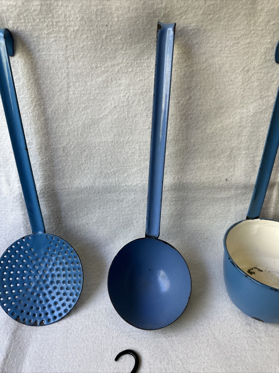 German Vintage Kitchen Tools 2 Oude Slagersmessen 35216