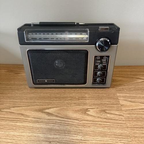 GE General Electric Superadio II Long Range AM/FM 7-2885D Super Radio 2 ...