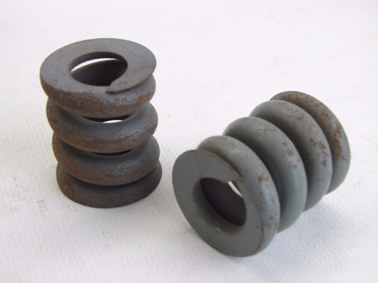 2 Yoke Springs For Seatless Blowdown Valve 1-5/16"L X 1-1/8"OD X 5/16 ...