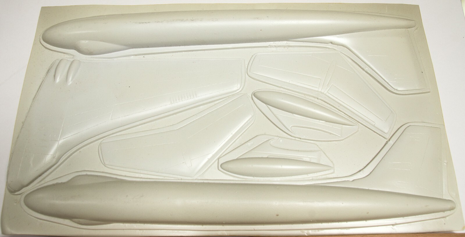 RARE Contrail Vickers Valiant vac-form kit 1:72 scale | eBay