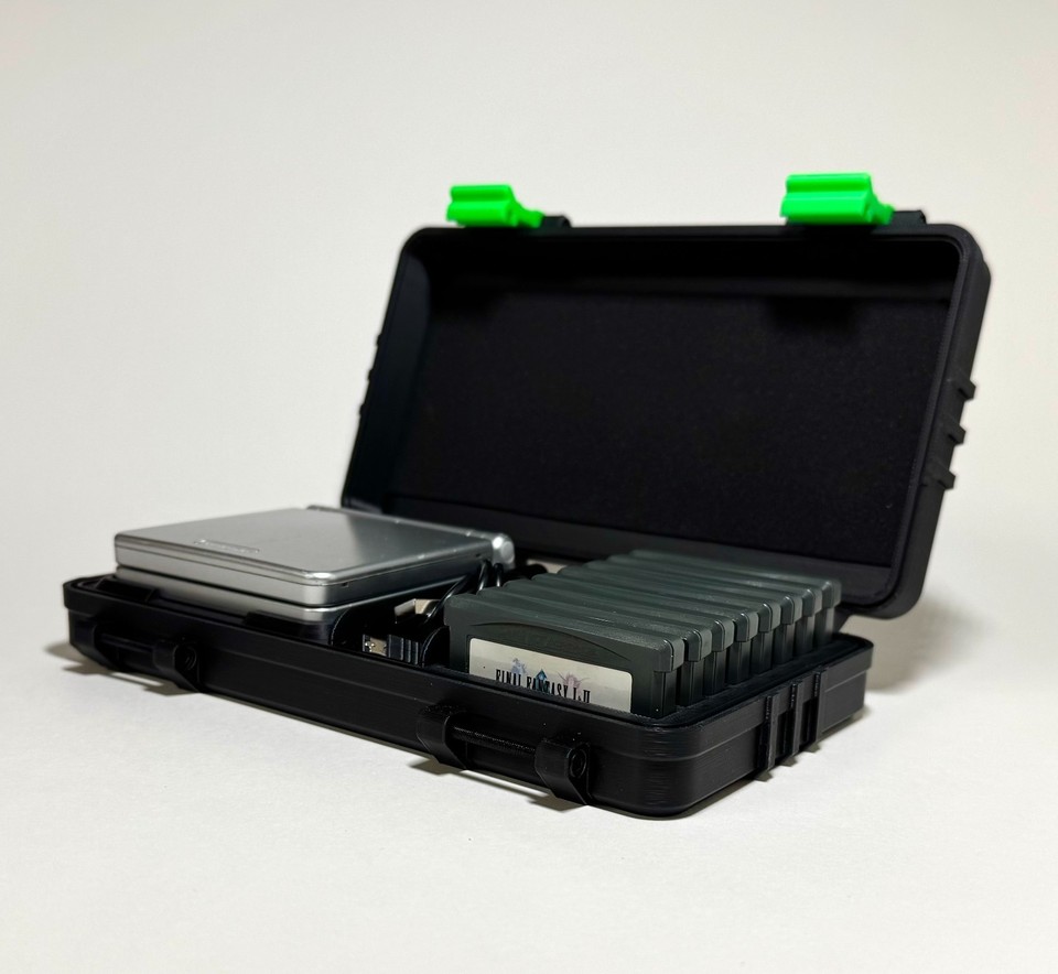 Protective Game Boy Advance SP Case: GBA Carrying Case w/ Accessory ...