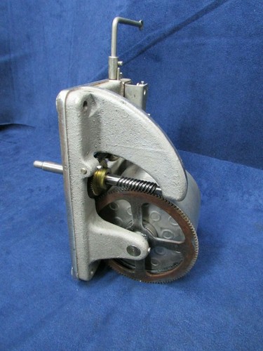 Victor Victrola M240L Spring Motor - Choose your parts. Free Shipping ...