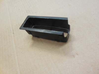 86-91 Mercedes W126 560SEL Front RH Passenger Dash Air Vent Socket ...