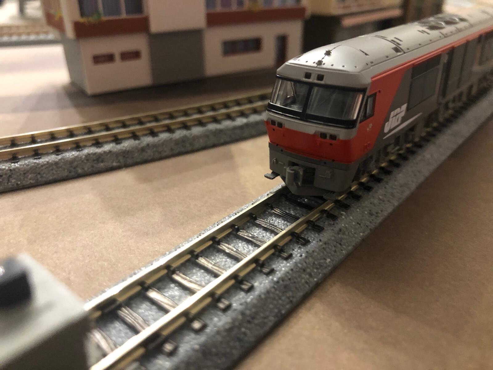 Kato 7007-2 N Scale DF200-50 Eco-Power Red Bear Electric Engine | eBay