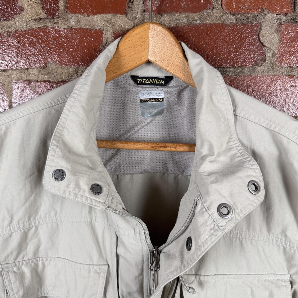 Columbia Titanium Vest Mens XL Beige Omni Dry Fishing Travel Multi ...