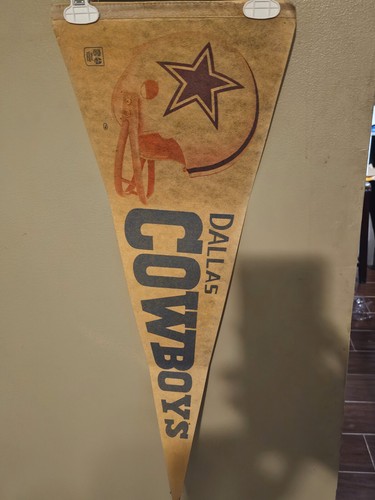 DALLAS COWBOYS TWO 2 BAR HELMET FOOTBALL VINTAGE FELT PENNANT 9/14/24 ...